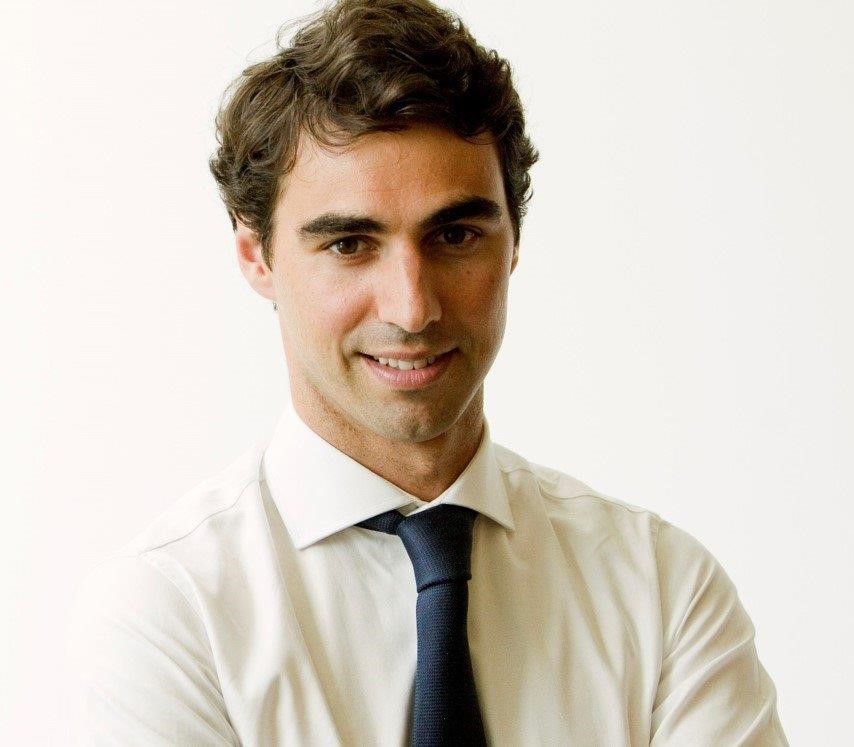 Jon Fernandez : « La vape est une alternative au tabac. » | La Revue ...